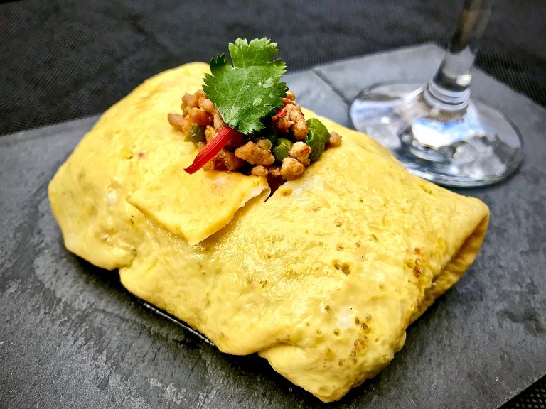 Thai Food Made Easy | STUFFED OMELETTE